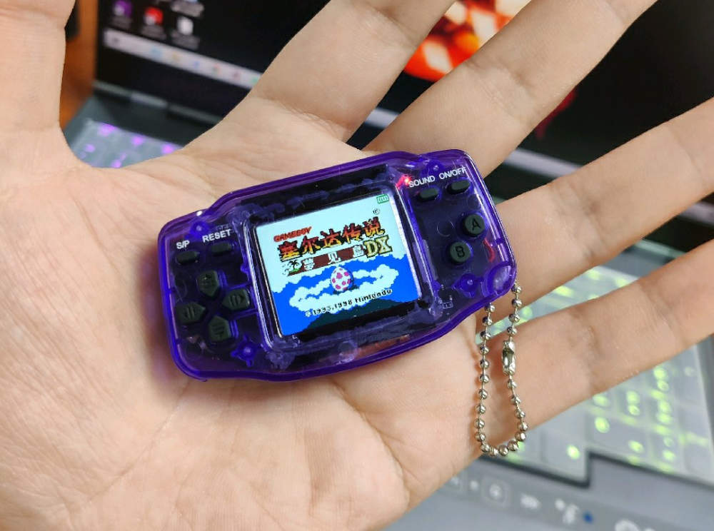 Smaller is Better? A Swarm of Tiny Handhelds is Coming