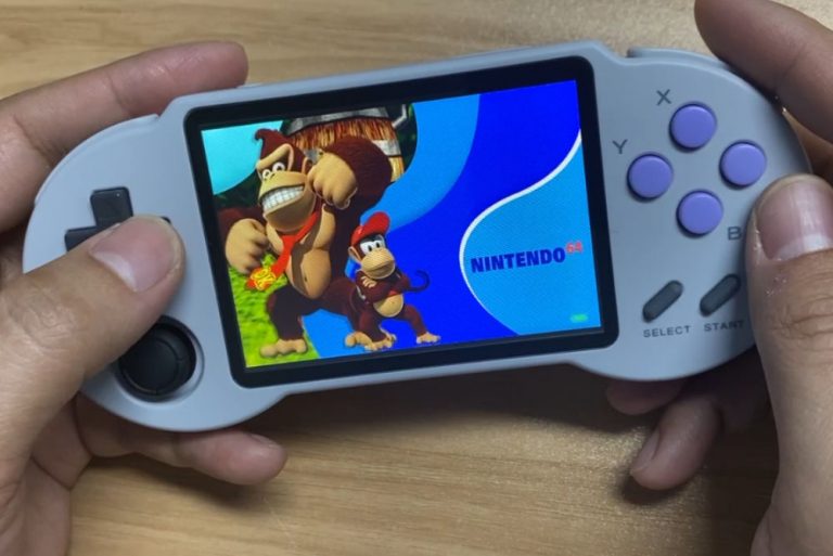 The PocketGo S30 Handheld Looks Like An 8BitDo Controller